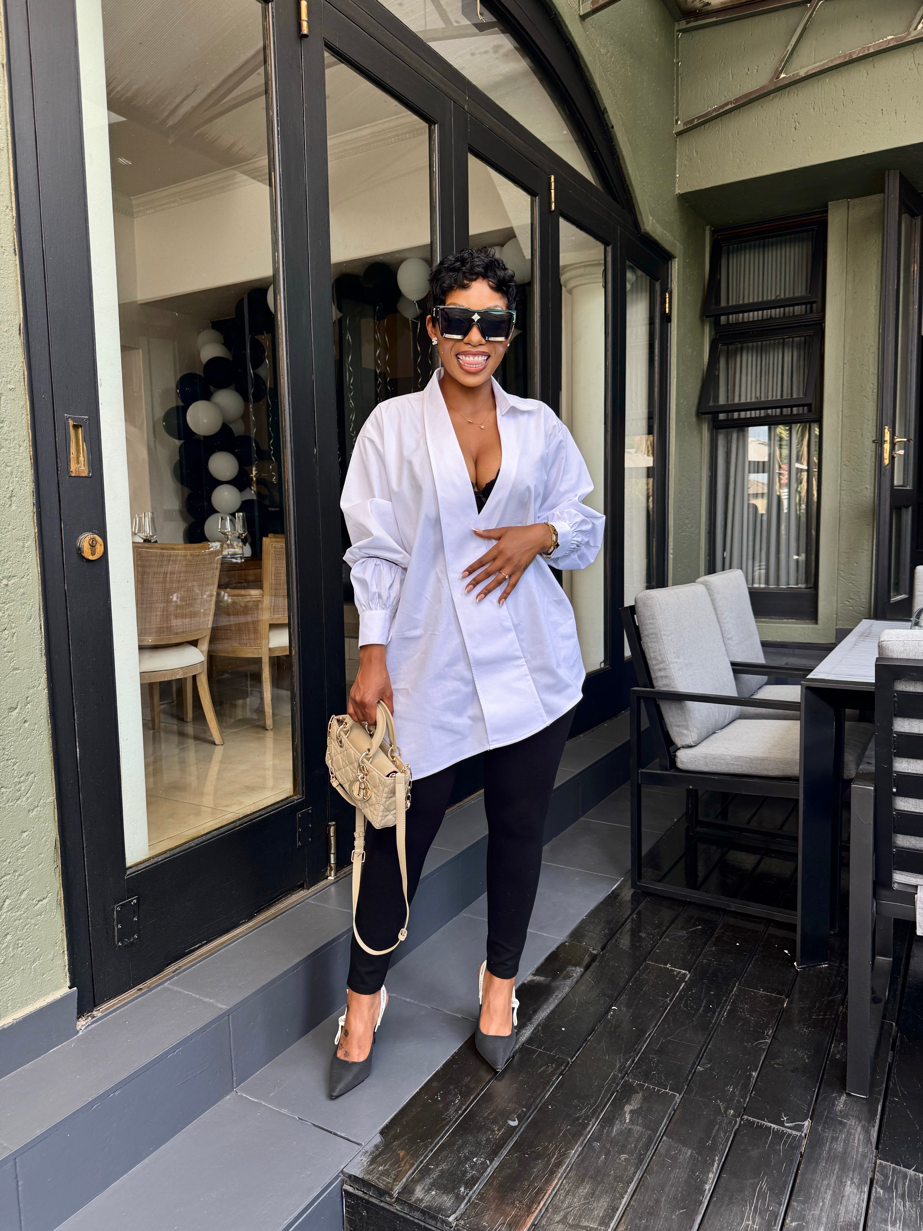 Chic oversize shirt – Styles By Tumi